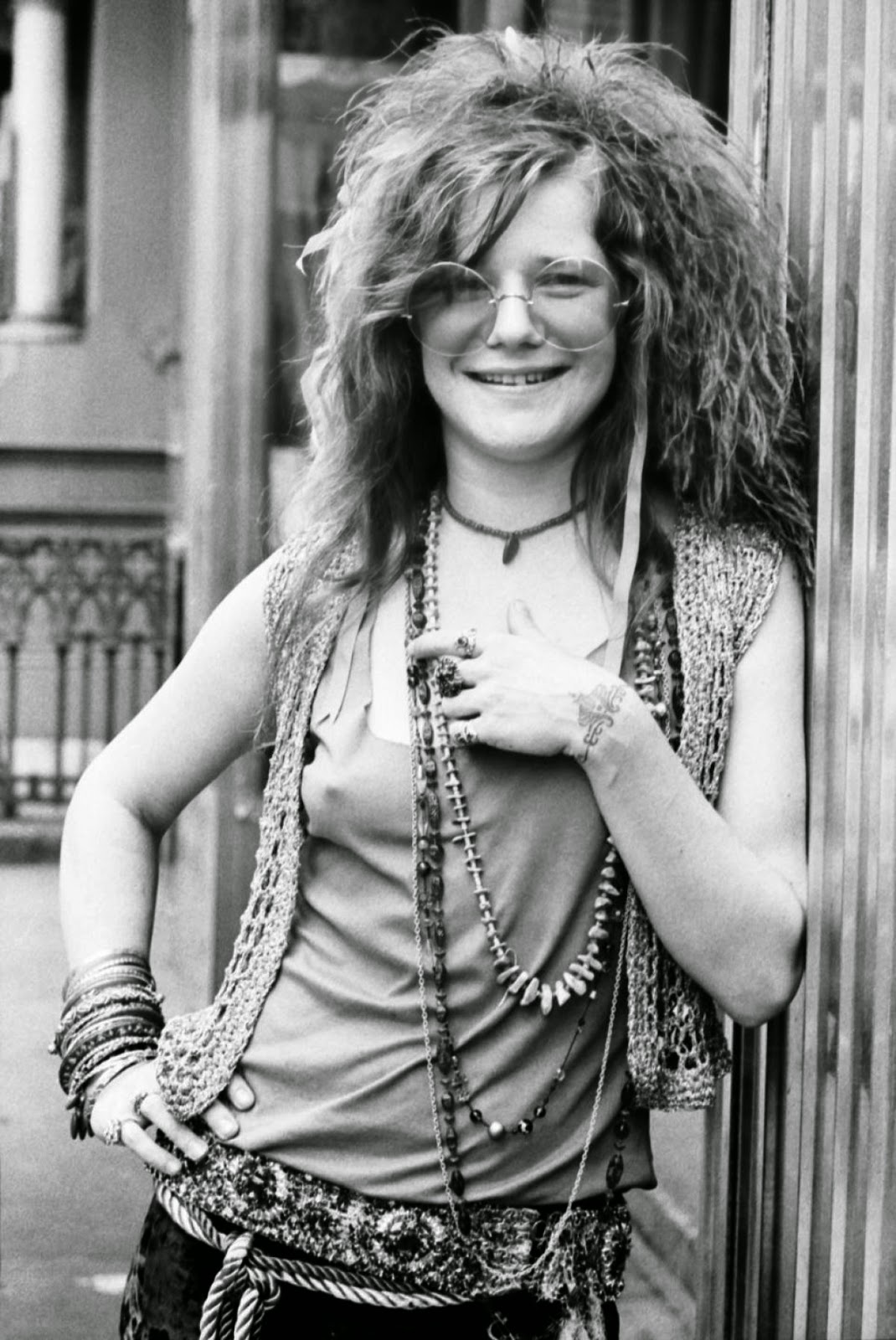 Janis Joplin dies