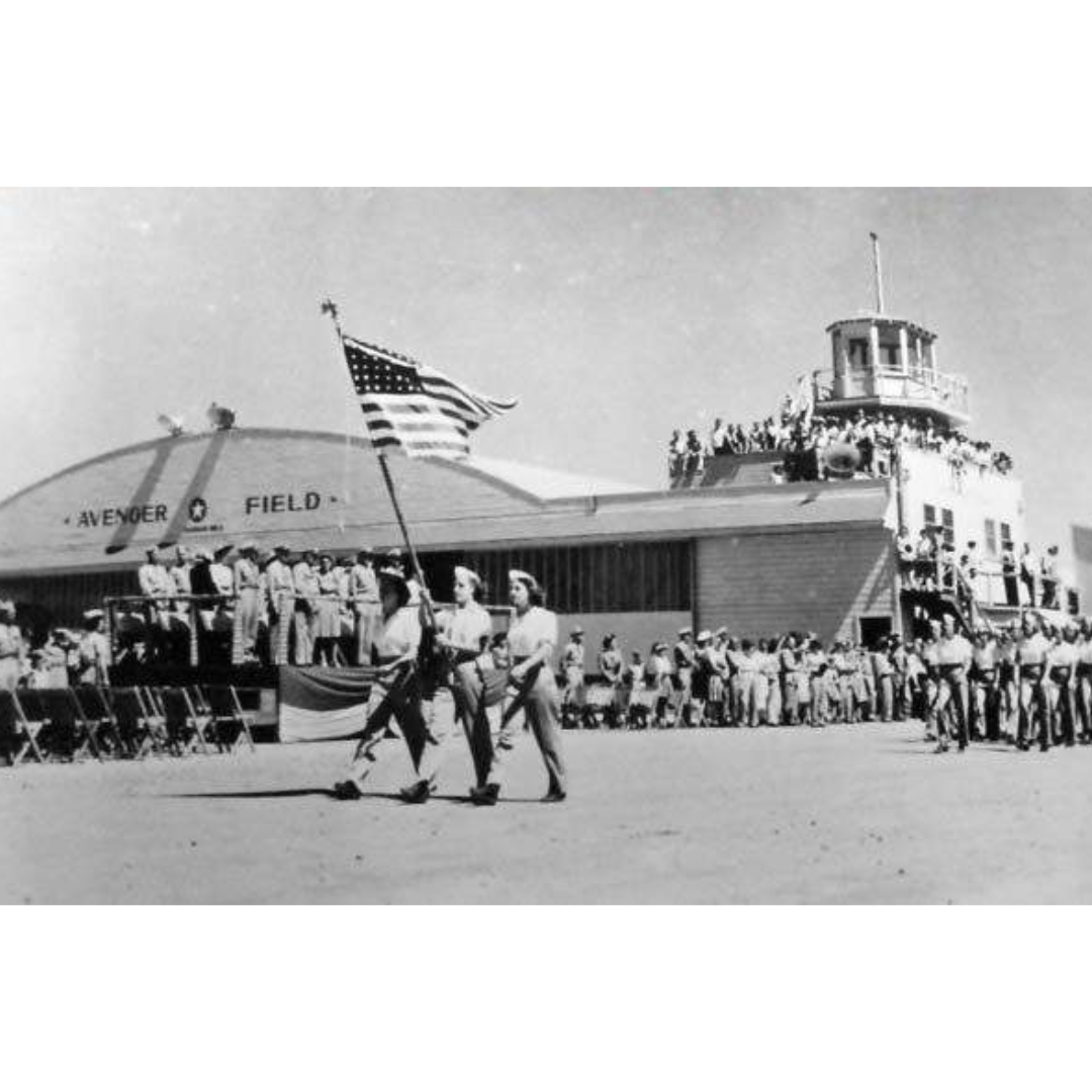 WASPs arrive at Sweetwater Army Air Field
