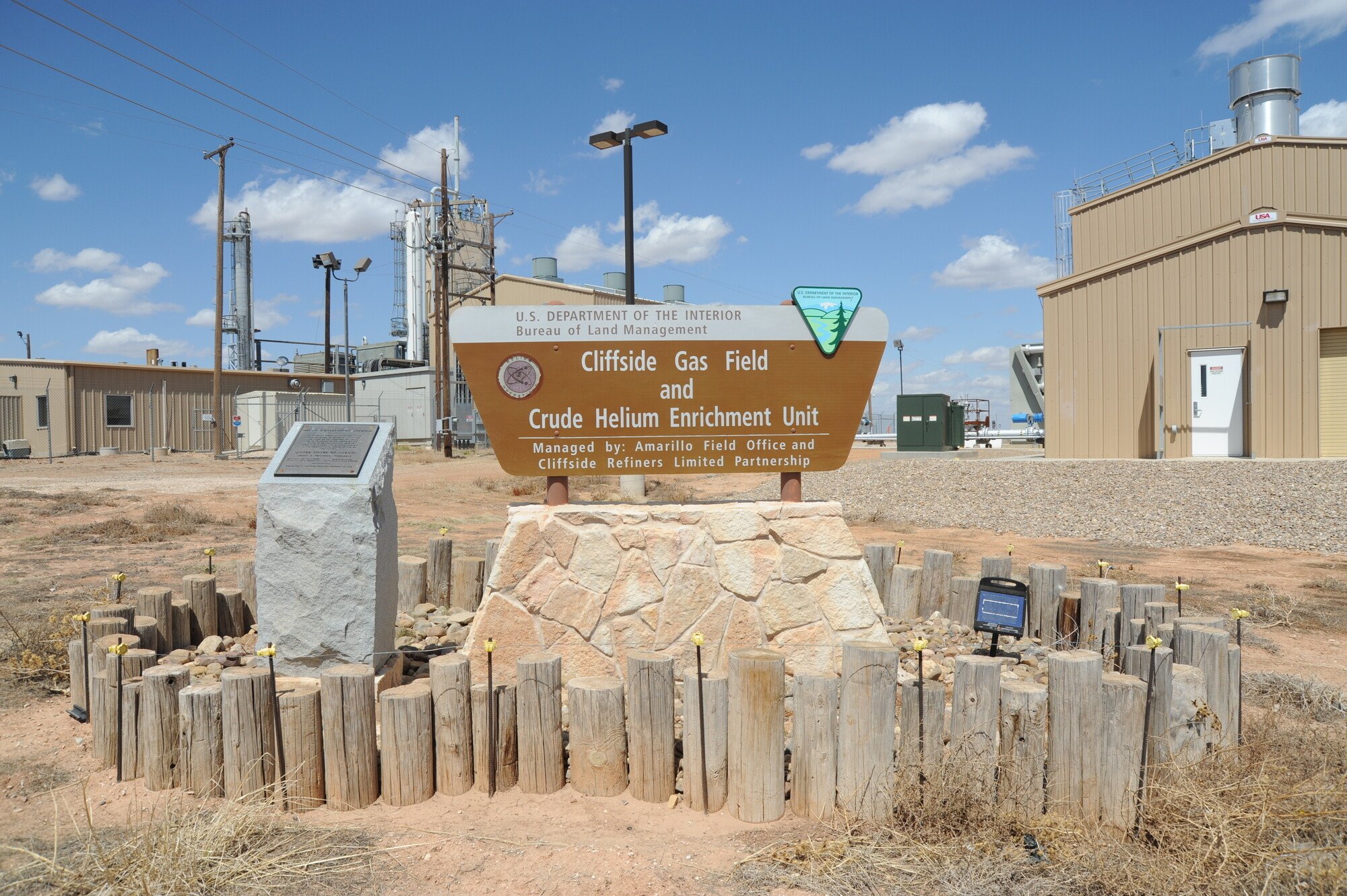Bush Dome Reservoir and Cliffside Field Terminal