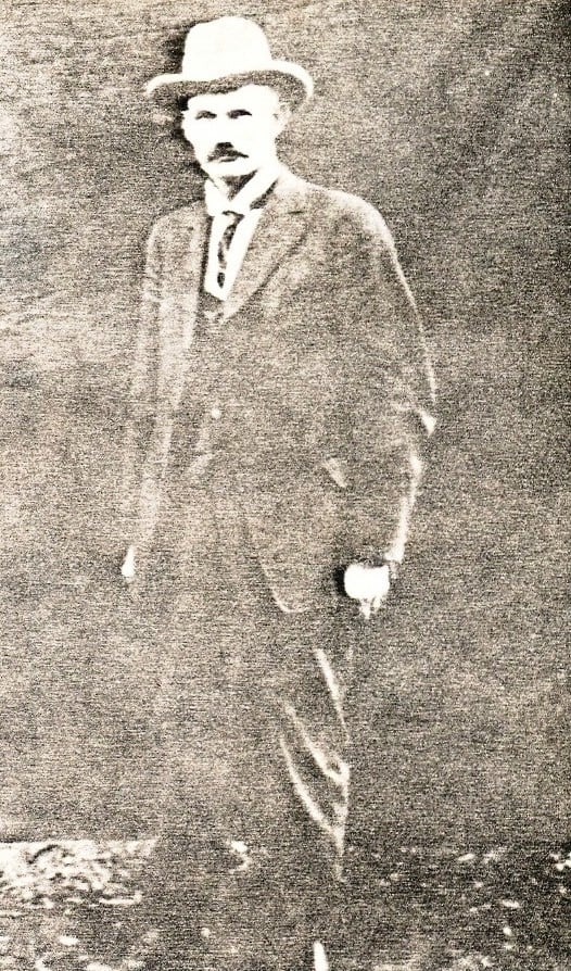 Dycus, Charles Toliver