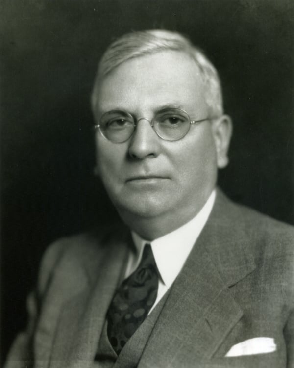 Philanthropists wed on Valentine's Day