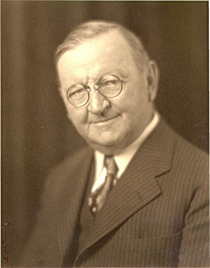 Huggins, William Ogburn