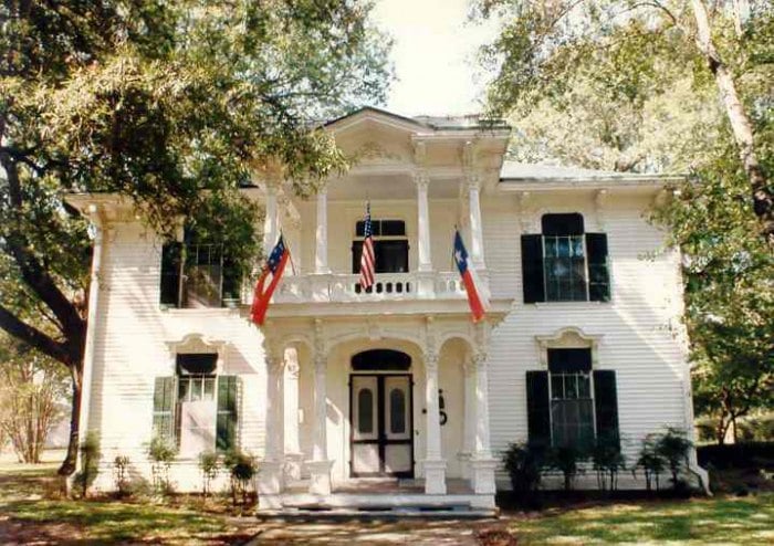 Sam Bell Maxey House State Historic Site
