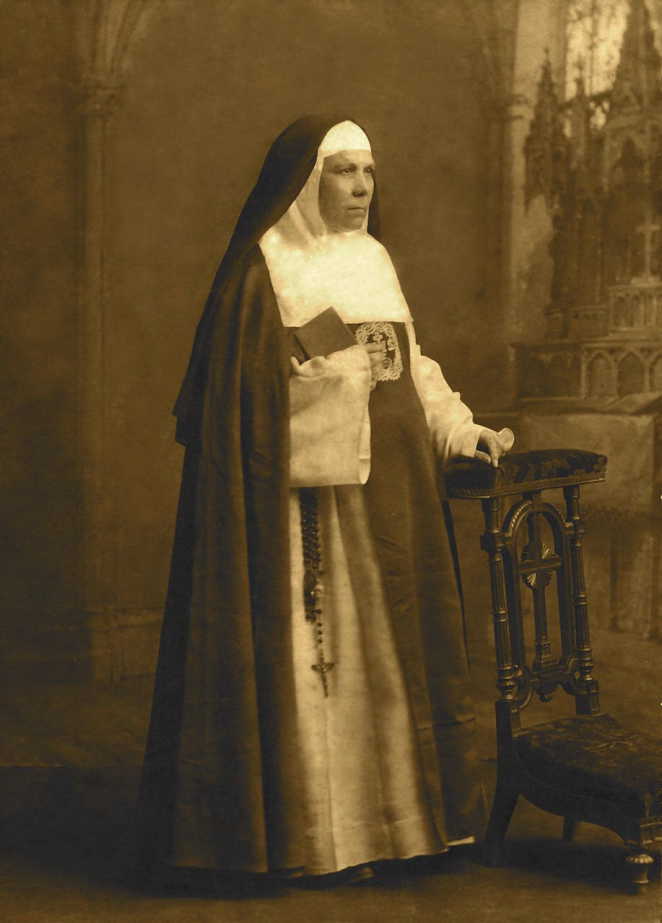 Solis, Rosa [Mother Teresa Solis]